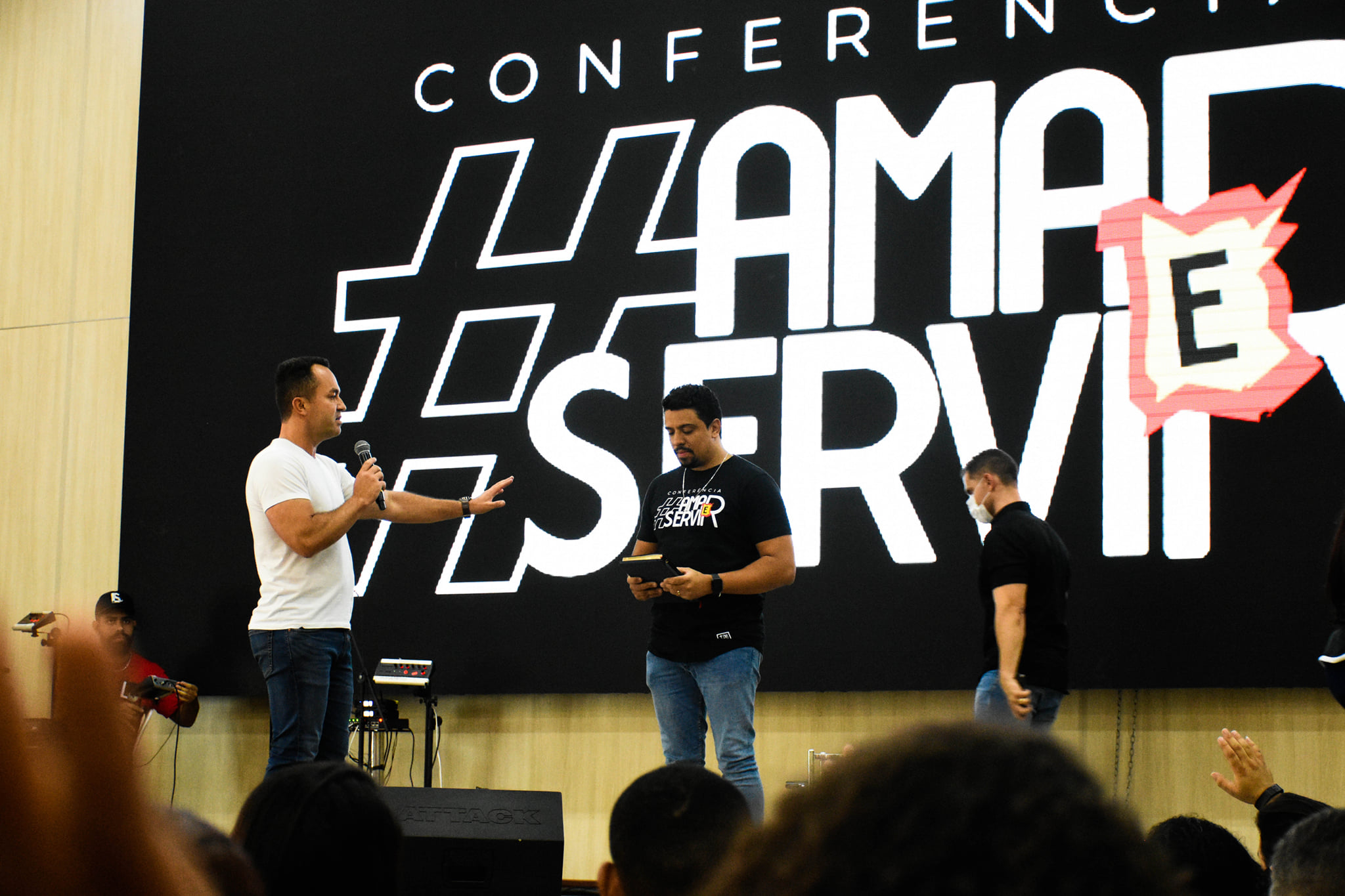 Conferência Amar e Servir reúne mais de 2mil pessoas na ‘Cidade Quadrangular’ em Minas Gerais