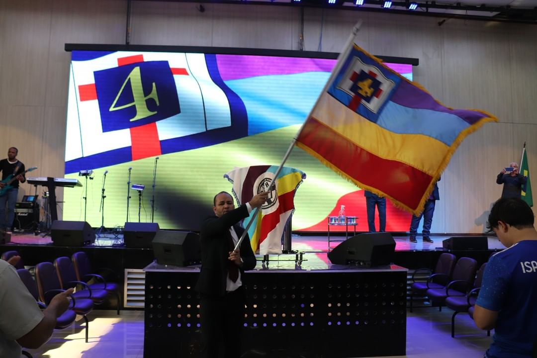 Cerca de 2mil pessoas participam do Congresso Estadual de Homens na Cidade Quadrangular em Minas ...